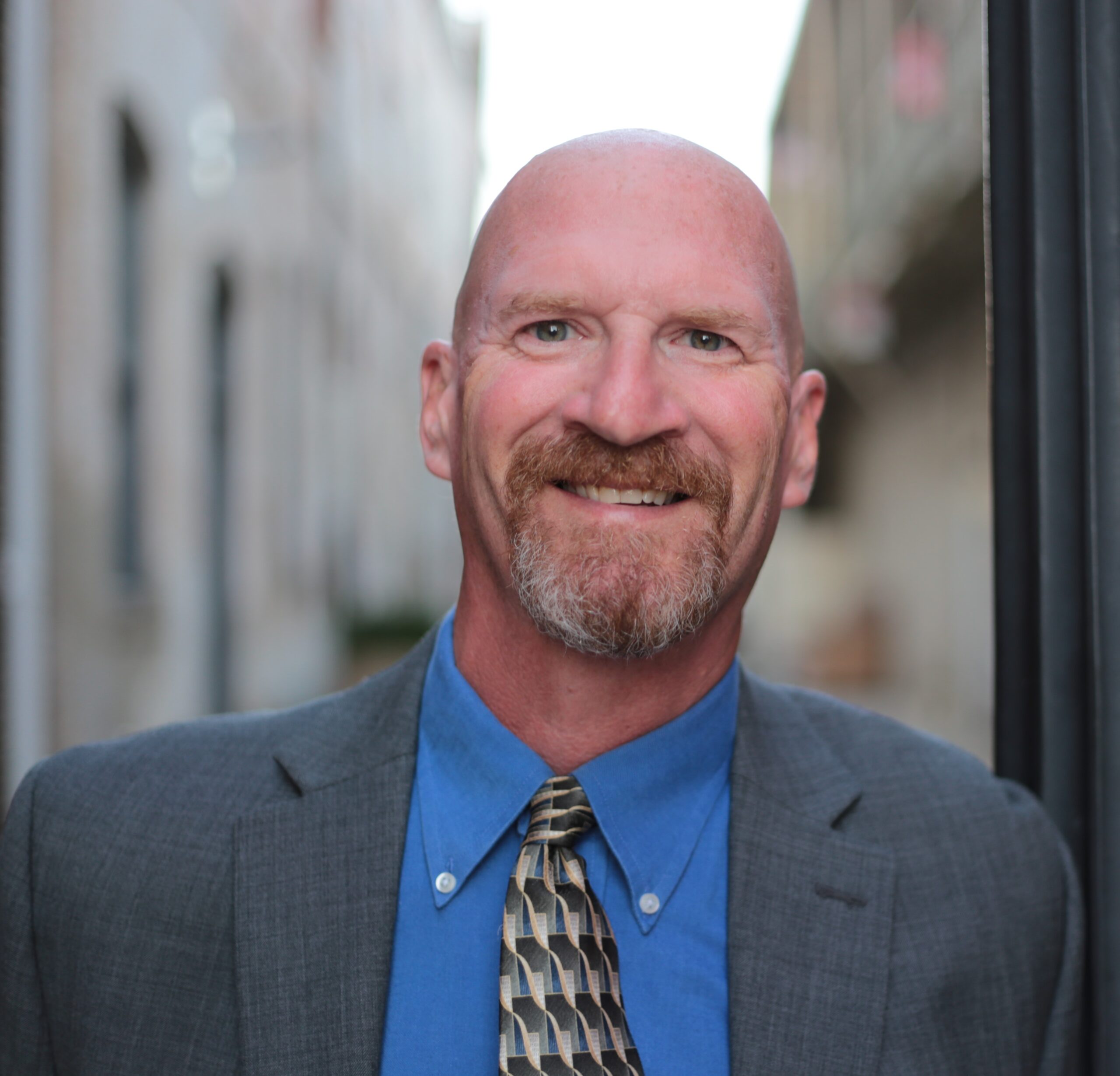 MHCO Welcomes Chaplain Lyn Loewen - Mennonite Home Communities of Ohio